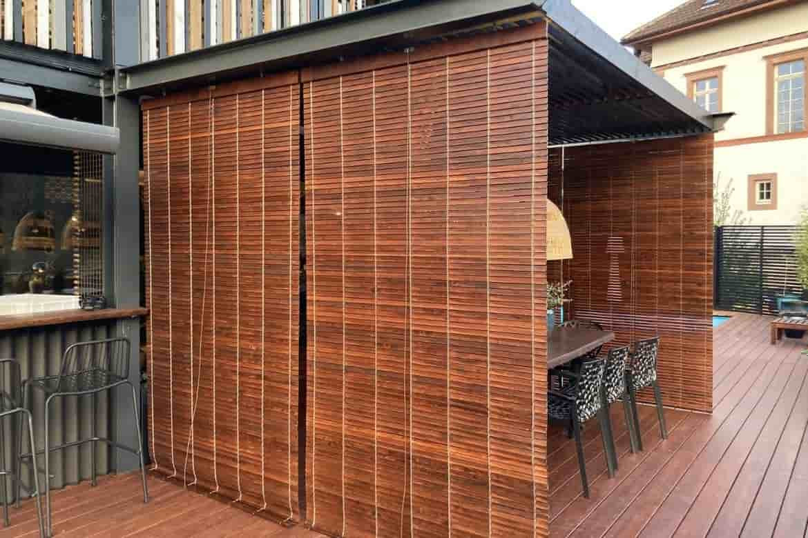 Persianas Alicantinas de Madera | Rústicas y Resistentes